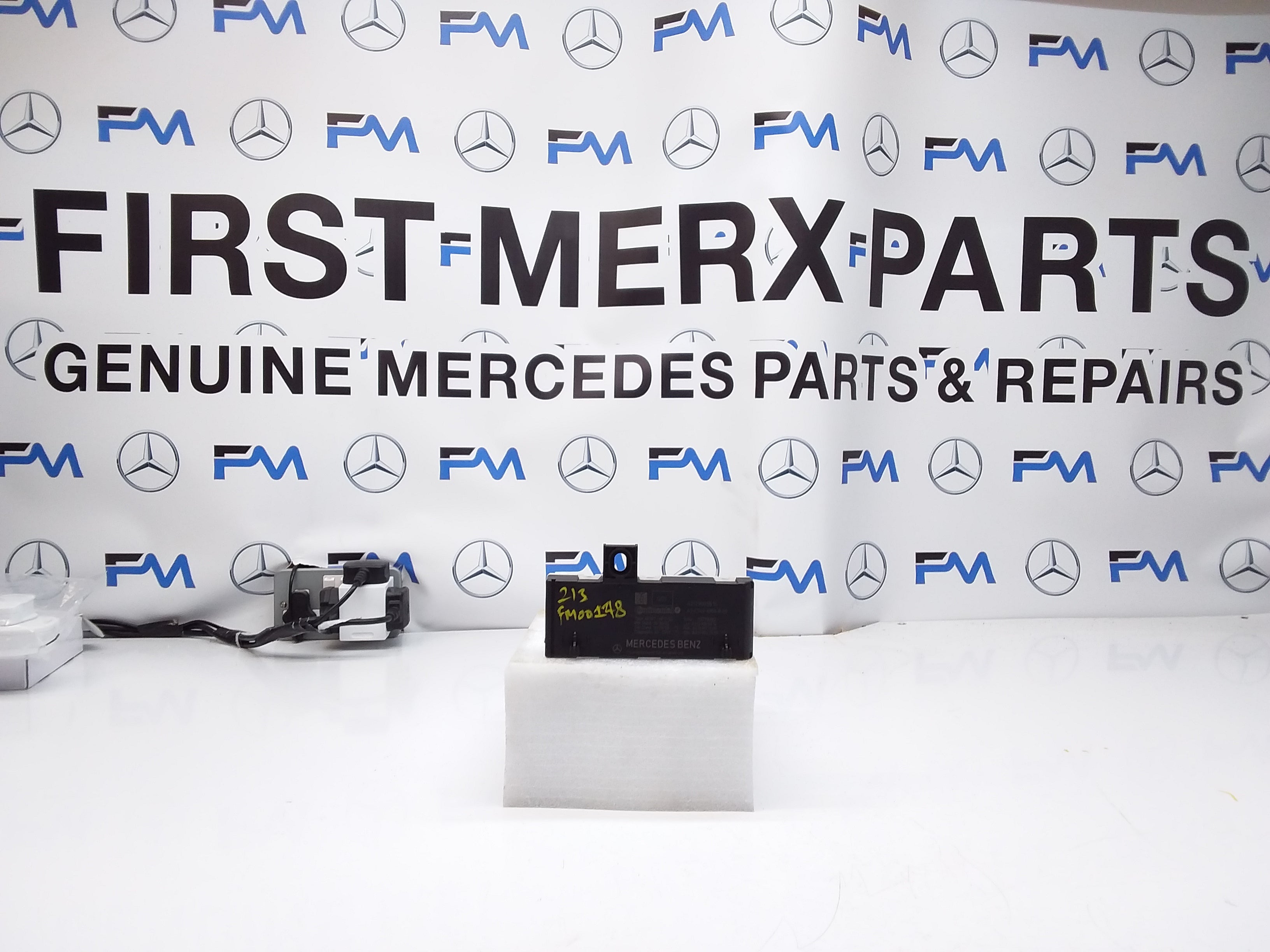 MERCEDES E-CLASS TAILGATE CONTROL MODULE W213 A2139000814 FM00148 ...