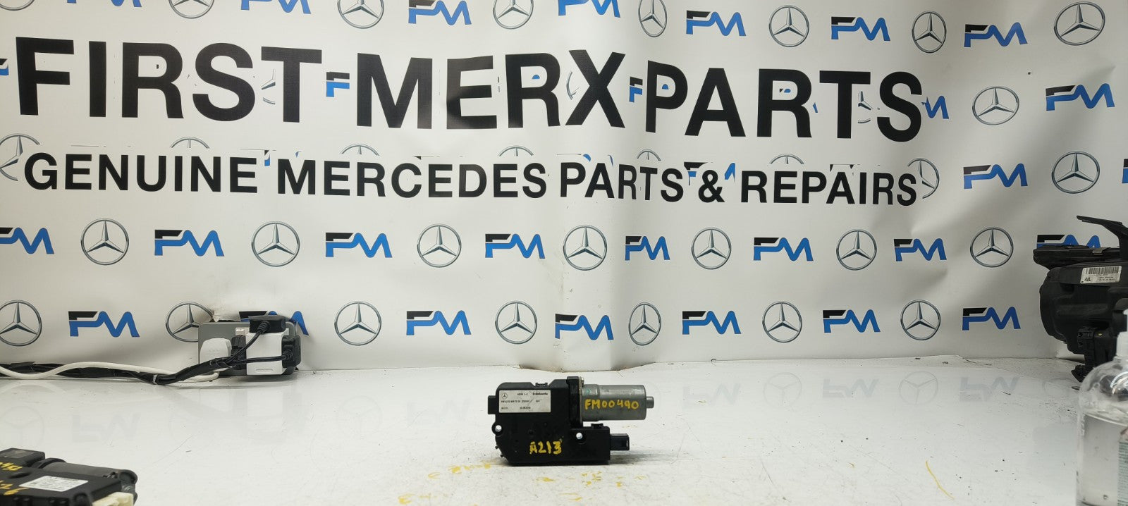 MERCEDES BENZ E-CLASS W213 SUNROOF MOTOR A2139067003 FM00490 – First ...
