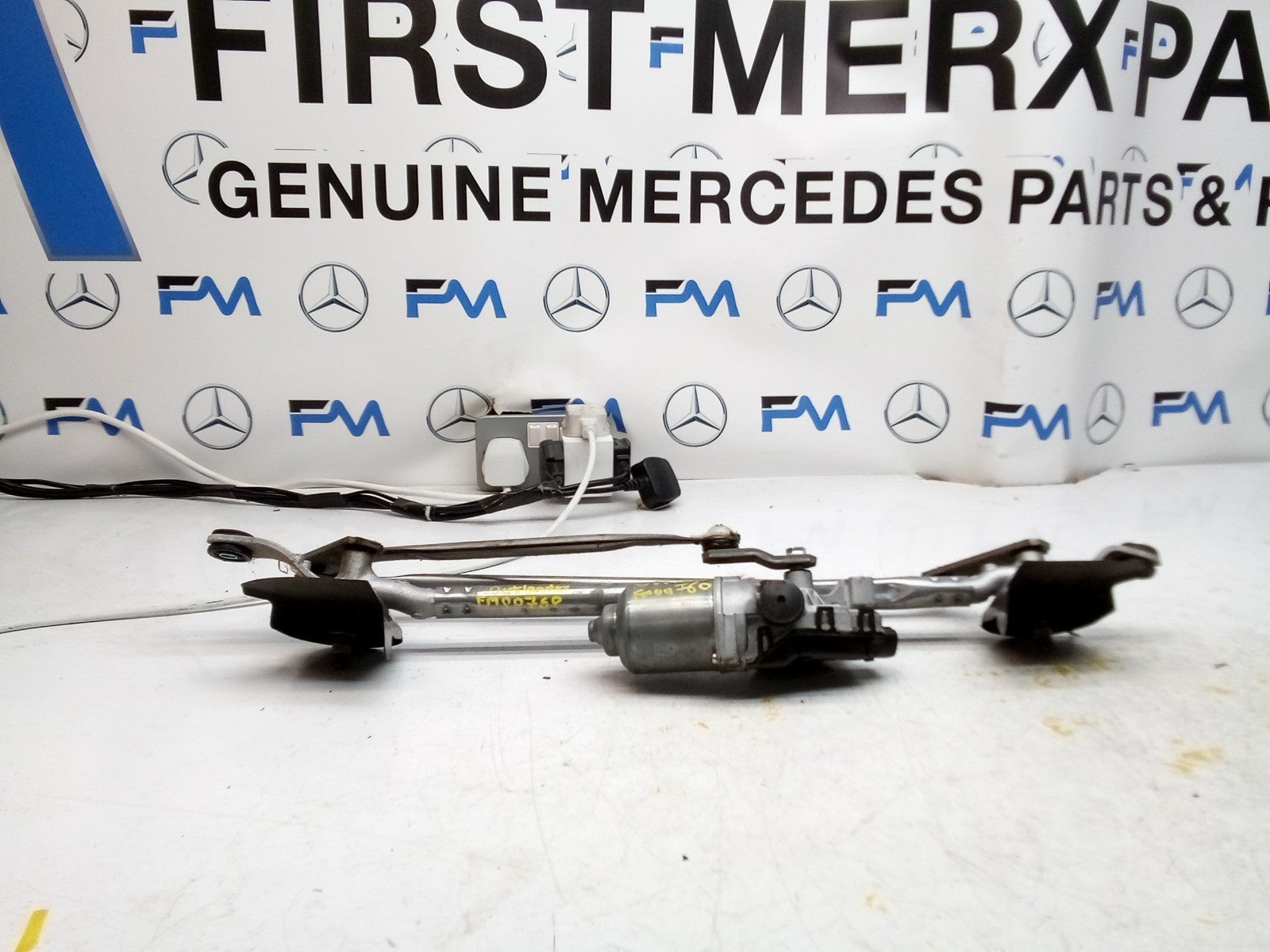 MITSUBISHI OUTLANDER MK3 FRONT WIPER MOTOR + MECHANISM LINKAGE FM00760 ...