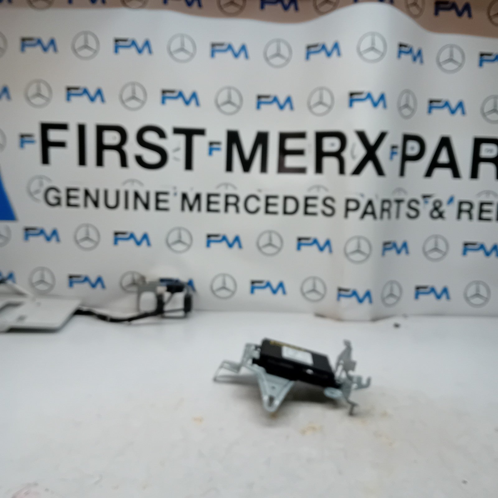 MERCEDES C-CLASS W205 GEARBOX CONTROL UNIT W205 A2059007705 FM00954 ...